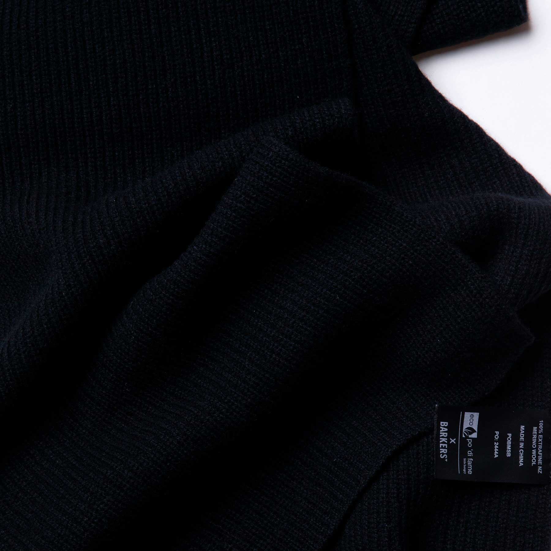 The Catalogue Barkers 100% Merino Scarf - Promotrenz